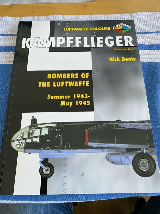 BUCH ENGLISCH KAMPFFLIEGER VOLUME FOUR LUFTWAFFE COLOURS (Gebraucht) in MÜHLEDORF/SO für CHF 30 ...