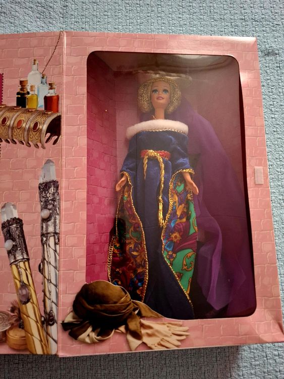 Barbie Medieval Lady (Neu (gemäss Beschreibung)) in Villars-sur-Glâne ...