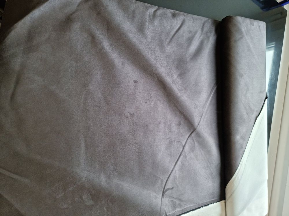 "alcantara" Stoff Meterware 150cm x 400cm (Gebraucht) in Mels für CHF 1 ...