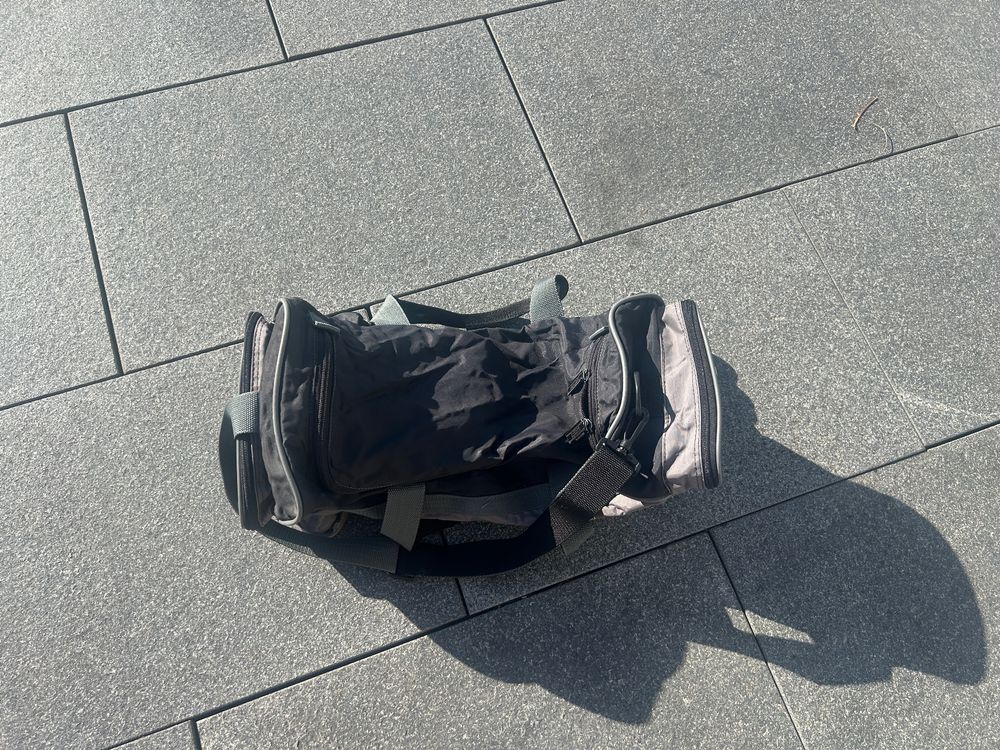 Adidas Sporttasche – praktisch & stylisch – mit Schultergurt (Gebraucht ...