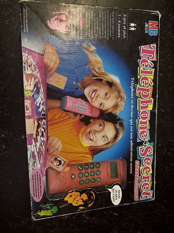 Jeu téléphone secret (Gebraucht) in Corbières für CHF 80 – mit ...