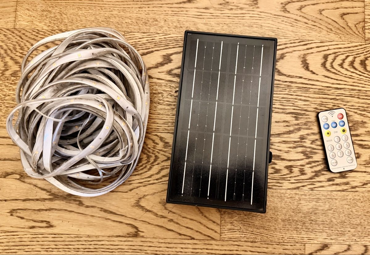 💡 *SOLAR* LED Strip with Remote - Outdoor - IP68 (Gebraucht) in Zürich ...