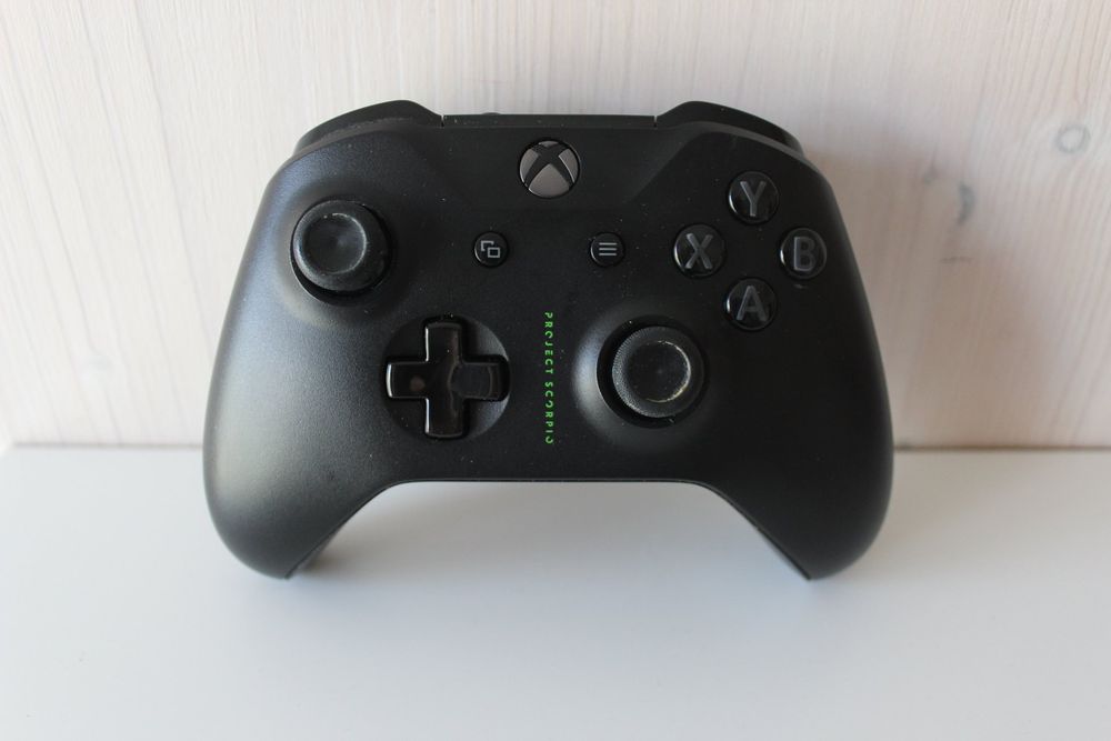 Microsoft XBOX ONE Controller Project Scorpio | Kaufen auf Ricardo Microsoft XBOX ONE Controller Project Scorpio | Kaufen auf Ricardo
