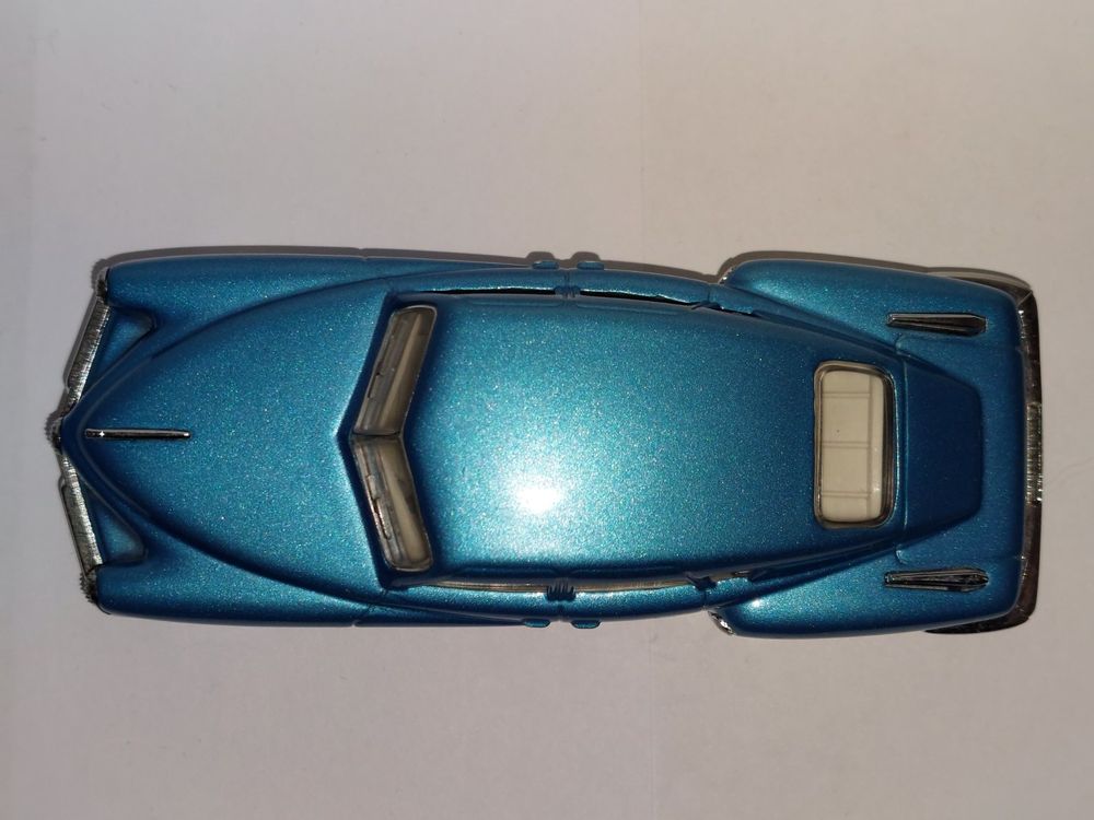 Tucker Torpedo 1948 1:43 Dinky-Matchbox (Gebraucht) in Diegten für CHF ...