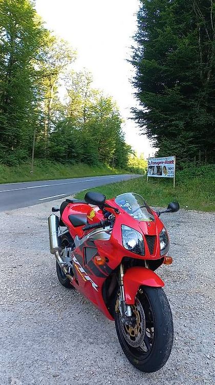 HONDA VTR 1000 SP1 HRC (Gebraucht) in Fétigny für CHF 6200 – nur ...