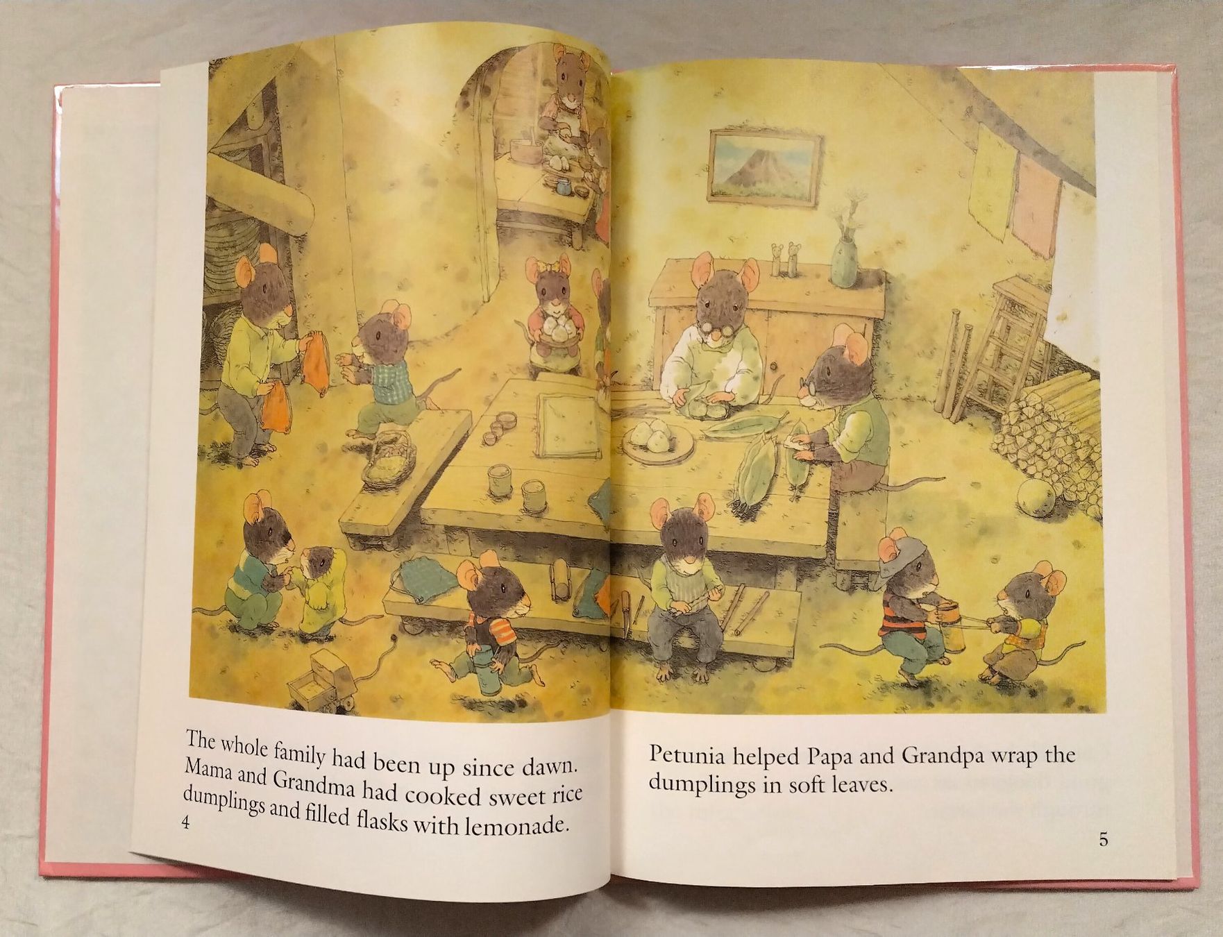 Spring Meadow Picnic (14 Mäuse) Kazuo Iwamura / Englisch (Gebraucht) in ...