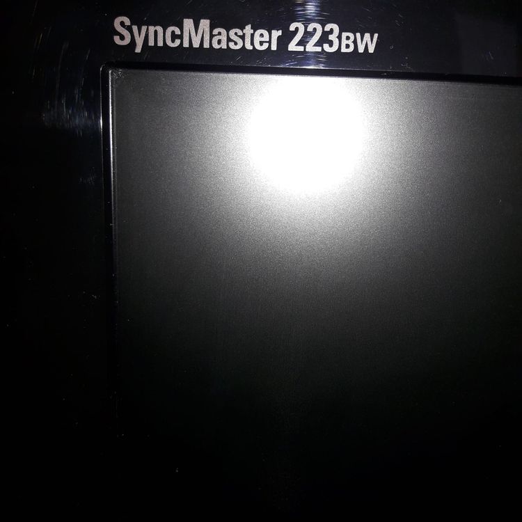 Samsung Syncmaster 223BW (Gebraucht) in Safenwil für CHF 10 – nur ...