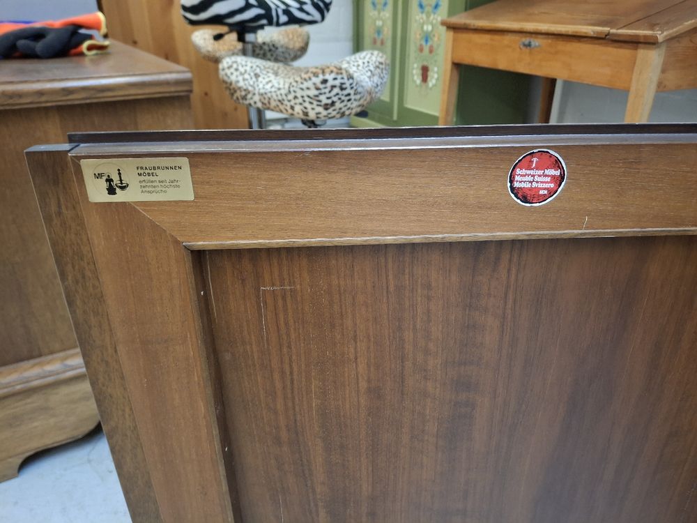 Schweizer Möbel Buffet, Sideboard, ohne Einlegenboden (Gebraucht) in ...