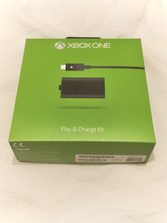 Xbox One/SeriesX Play & Charge Kit - New | Kaufen auf Ricardo