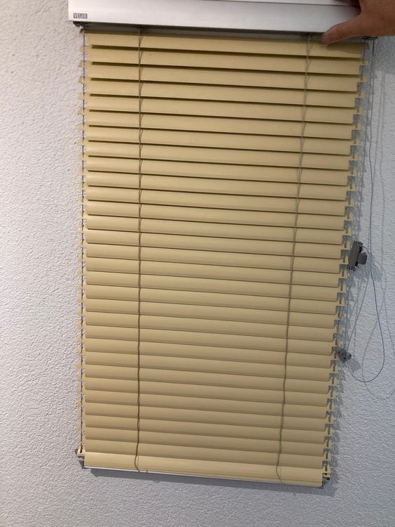VELUX Lamellenstore für Dachfenster GGL 5 (Gebraucht) in Hagendorn für ...