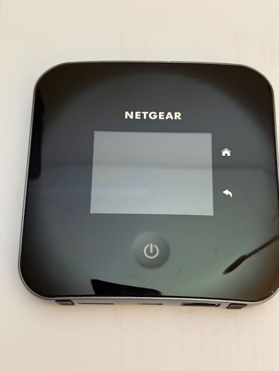 Netgear Nighthawk M1 MR2100 mobiler Router / Access Point (Usato) a ...