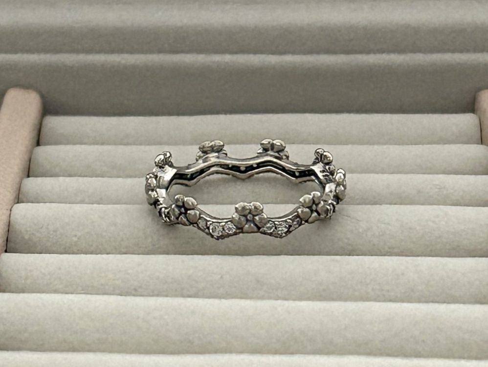 Original Pandora Blumenkrone Ring (Gebraucht) in Basel für CHF 30 – mit ...