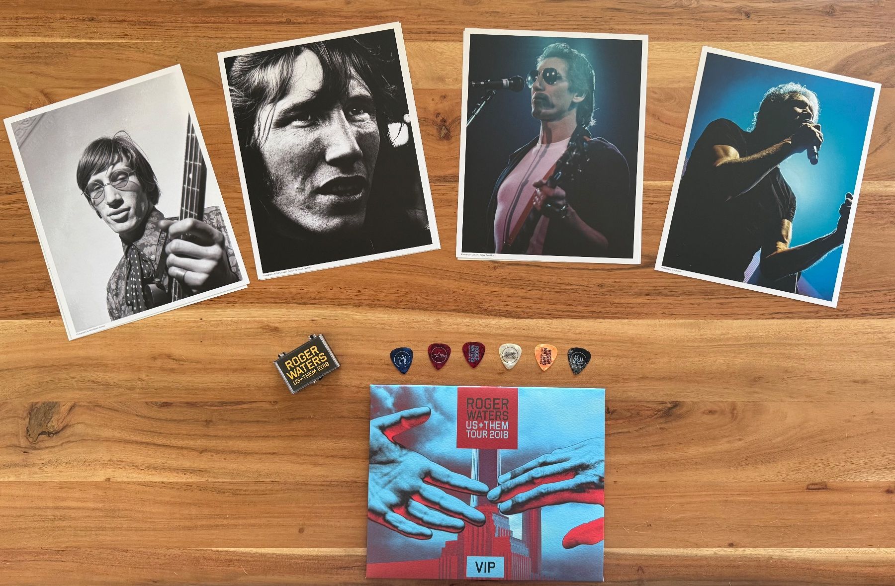 Roger Waters – US + THEM 2018 VIP Teile (Gebraucht) in Kirchberg SG für CHF 2 – mit Lieferung ...