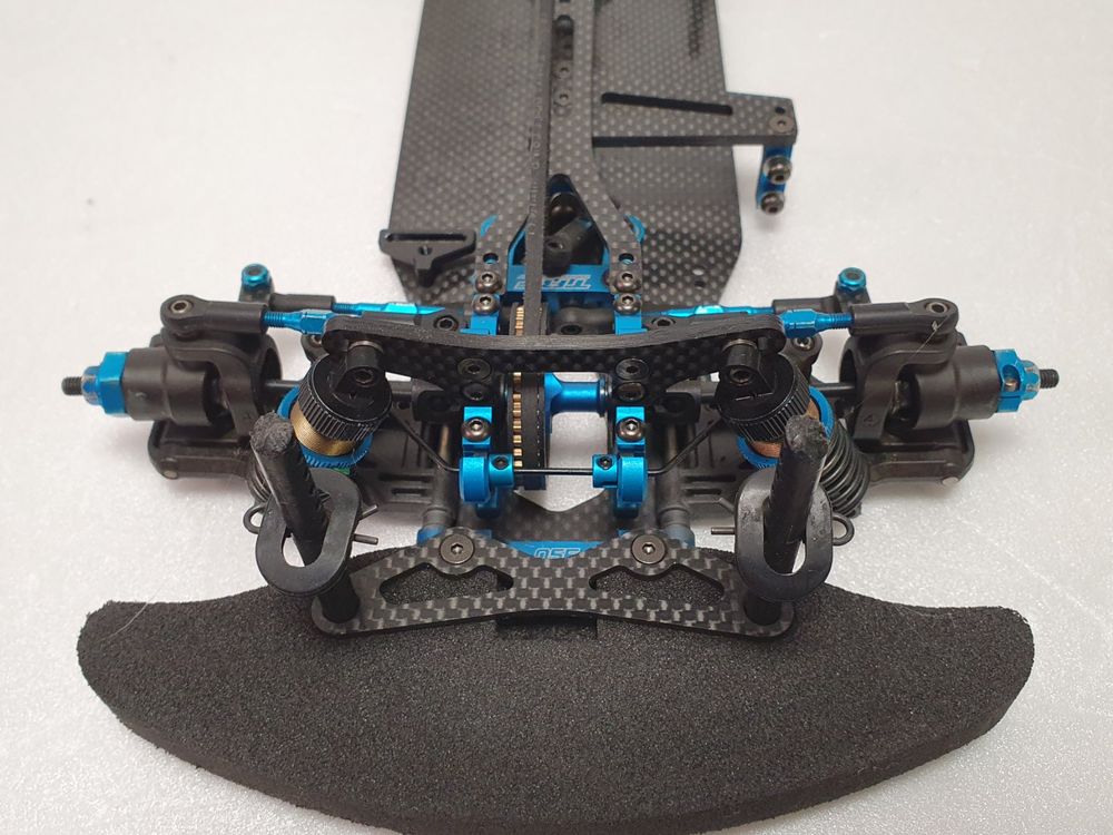 Tamiya TRF 419XR Chassis mit viel viel Zubehör (Gebraucht) in für CHF ...