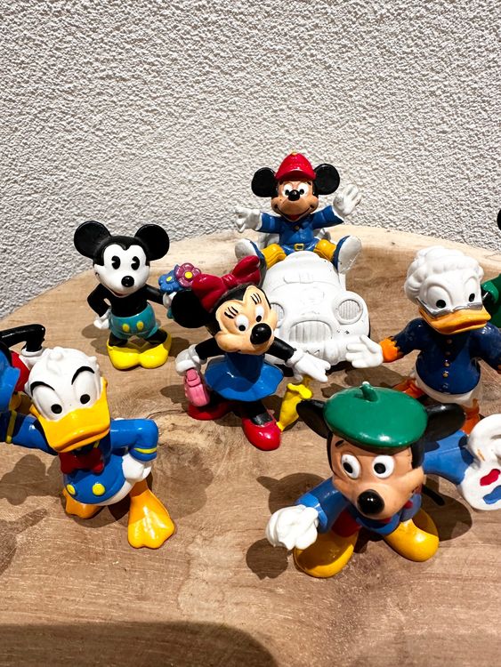Alte walt Disney figuren vintage pvc bully rare fast neu (Gebraucht) in Baar für CHF 30 – mit ...