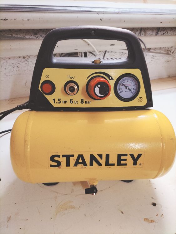 STANLEY Kompressor 6 Liter, 8 Bar Druckluftgerät (Gebraucht) in Abtwil ...