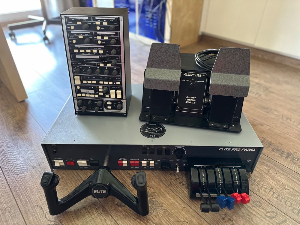Simulator cockpit/yoke ELITE PRO PANEL+pedals+avionics panel | Kaufen ...