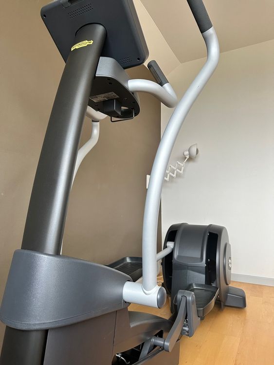 TechnoGym Crosstrainer (Synchro Forma Elliptical) (Gebraucht) in Zürich ...
