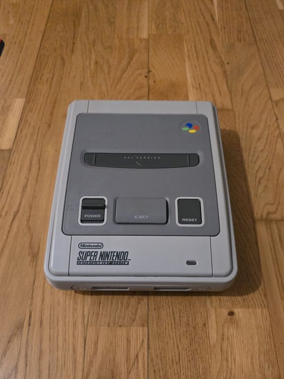 Super Nintendo Entertainment System (Defekt) (Defekt) in Aarwangen für ...