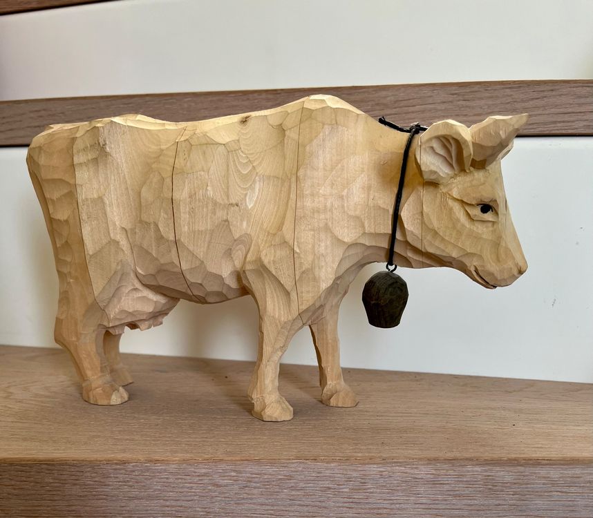 Handgeschnitzte Kuh, Art-Brut (Gebraucht) in Rotkreuz für CHF 38 – mit ...