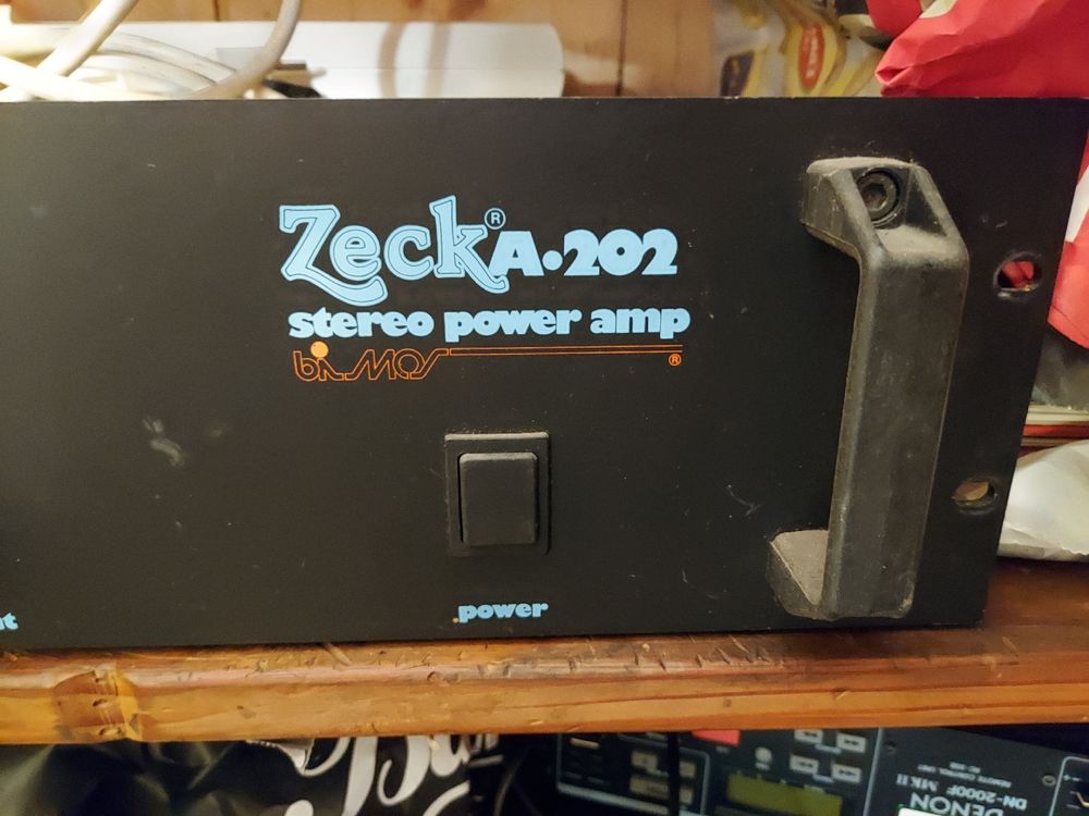 Zeck Stereo Power Amp A-202 (Gebraucht) in Hittnau für CHF 65 – nur ...