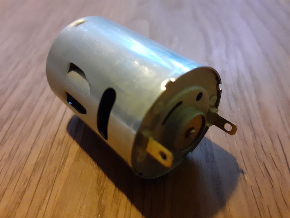Elektro-Motor 12-14 Volt (Neu (gemäss Beschreibung)) in Luzern für CHF ...