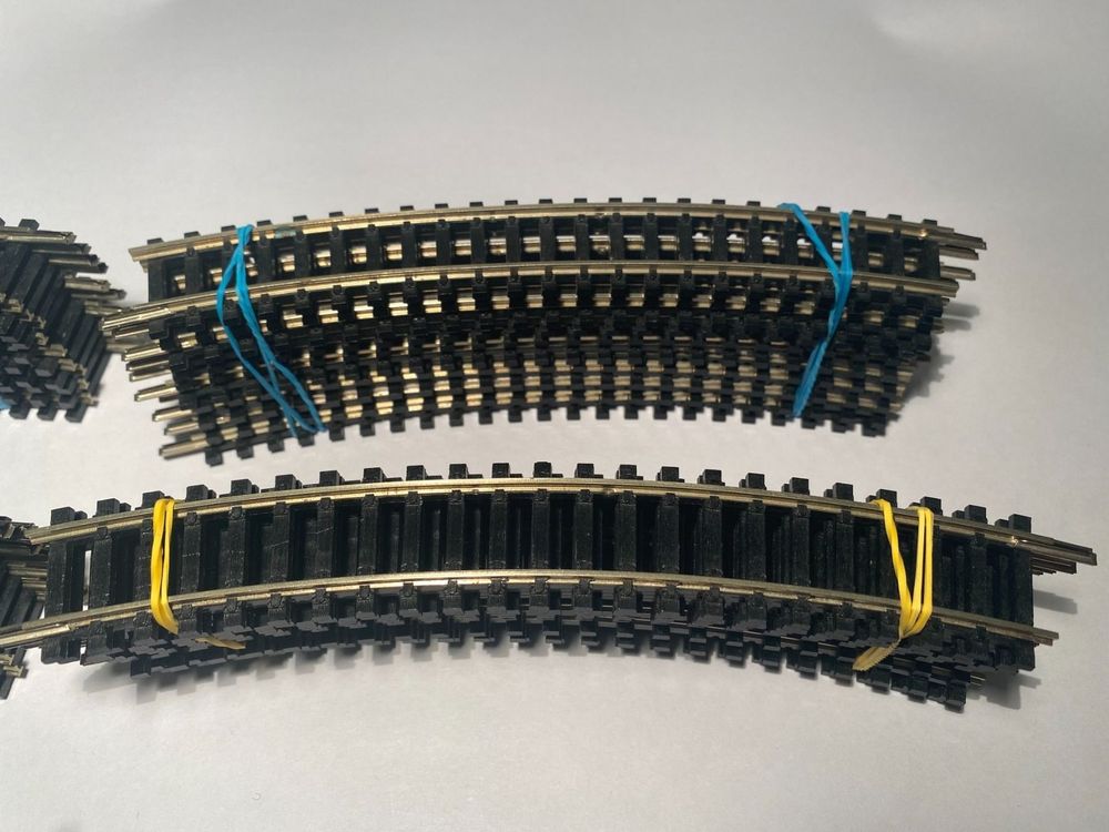 Trix Gleise 2- Leiter DC Set 92 Teilig (Gebraucht) in Buchrain für CHF ...