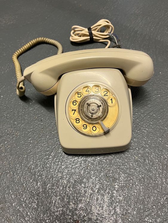Telefon mit Wählscheibe PTT | Kaufen auf Ricardo