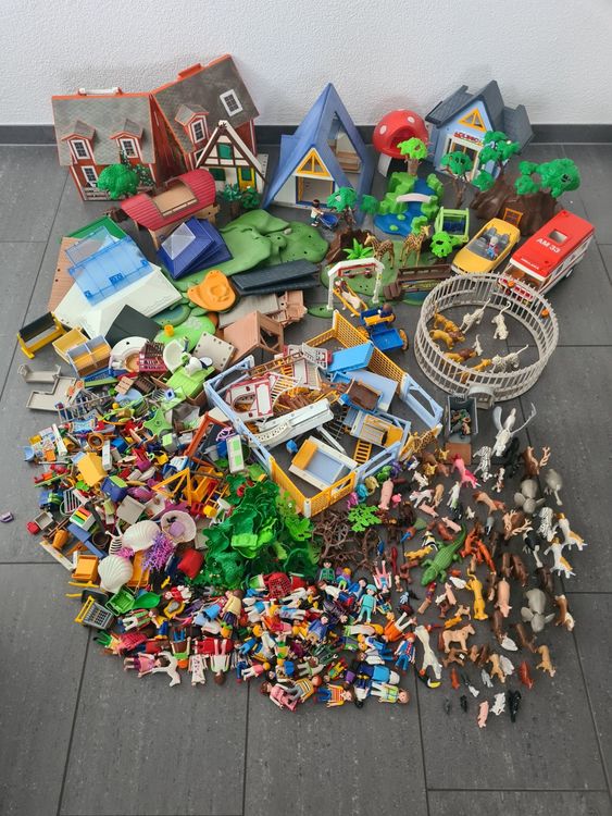 Playmobil Konvolut. Sehr viel AB 1.fr (Gebraucht) in Meisterschwanden für CHF 43 – nur Abholung ...