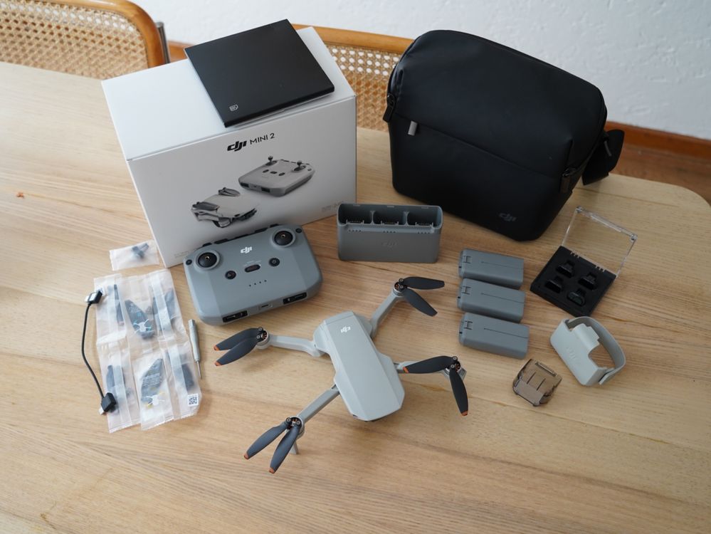 DJI Mini 2 Fly More combo + DJI Care Refresh | Kaufen auf Ricardo