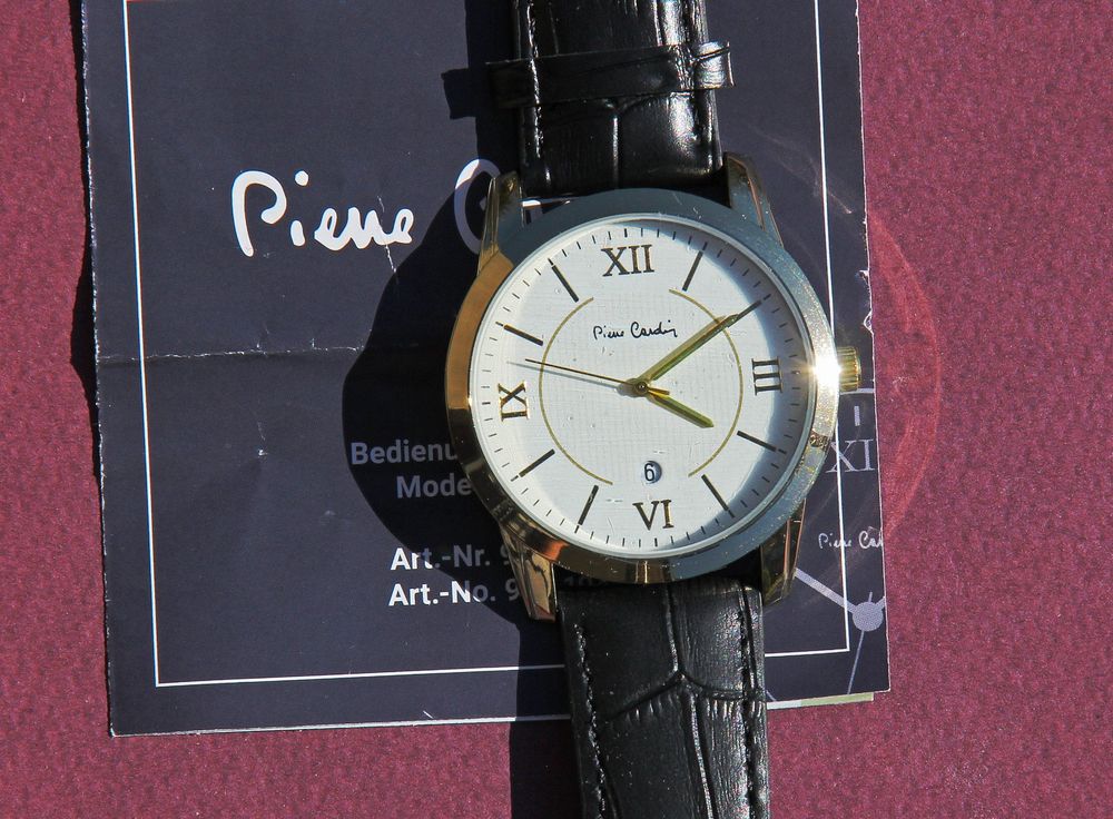 Montre neuve Piere Cardin avec une pile neuve. | Kaufen auf Ricardo