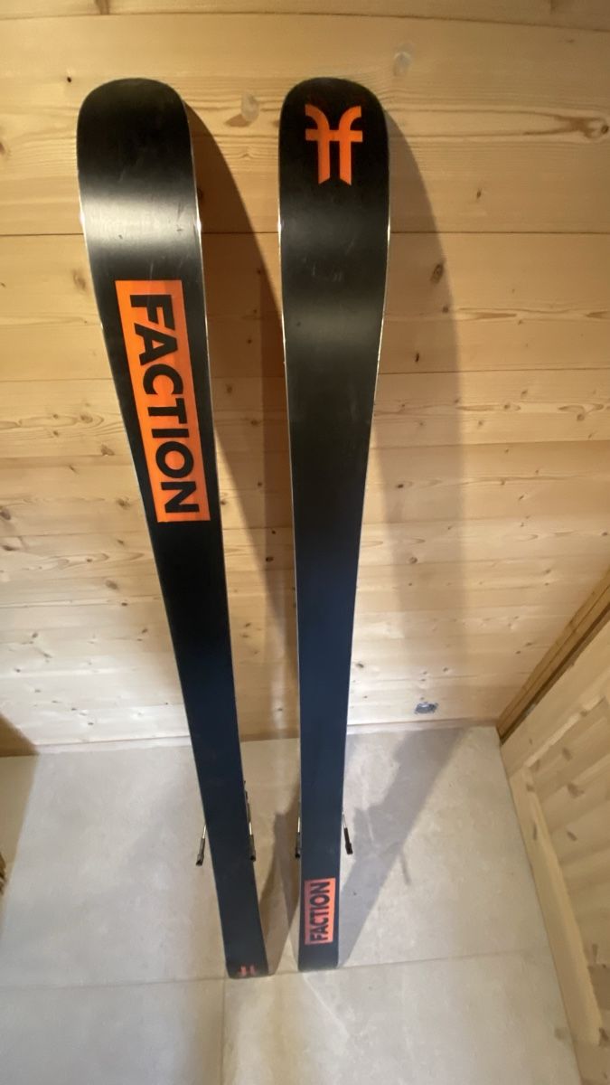 Skis Faction DANCER (D'occasion) à Les Diablerets pour CHF 350 – avec ...