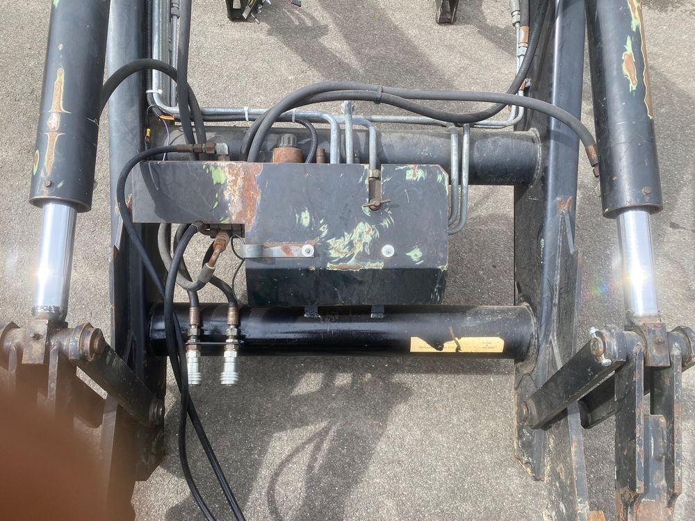 Stoll Frontlader HDP 30 / hydraulische Geräte Verriegelung (Gebraucht ...