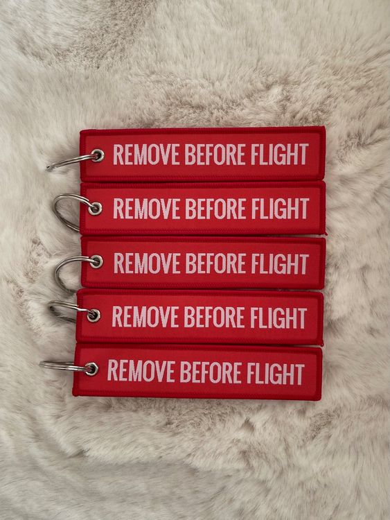 5 x Remove before flight Key chain bibelot Schlüsselanhänge (Neu und originalverpackt) in Couvet ...