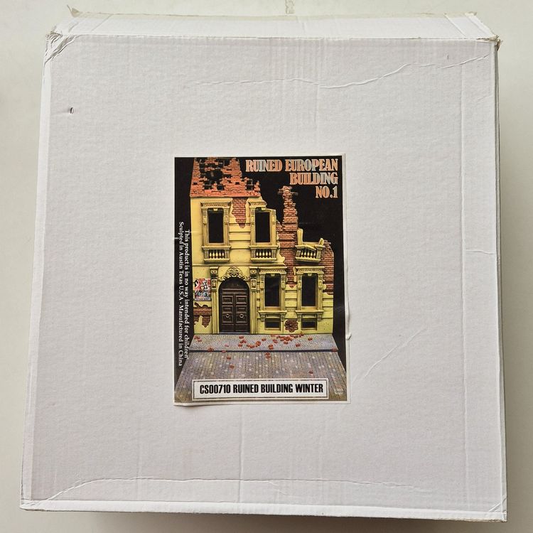 Collector's Showcase / Ruined Building / 1/30 / Sammlerstück (Gebraucht ...