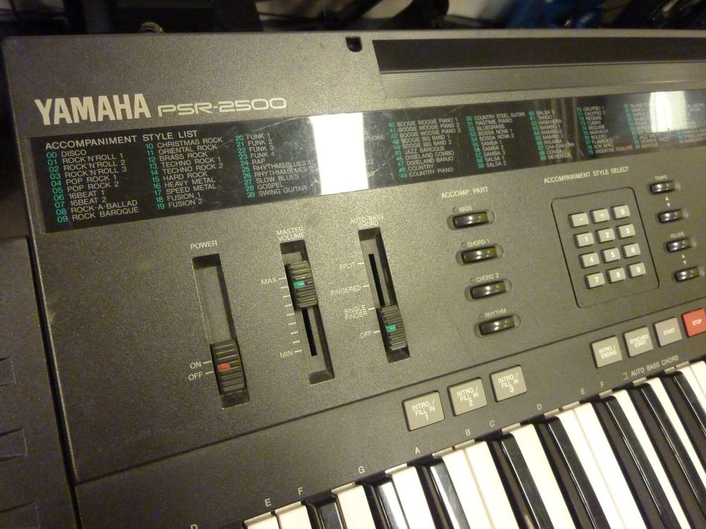 Yamaha PSR-2500 Keyboard (Gebraucht) in für CHF 21 – nur Abholung auf ...