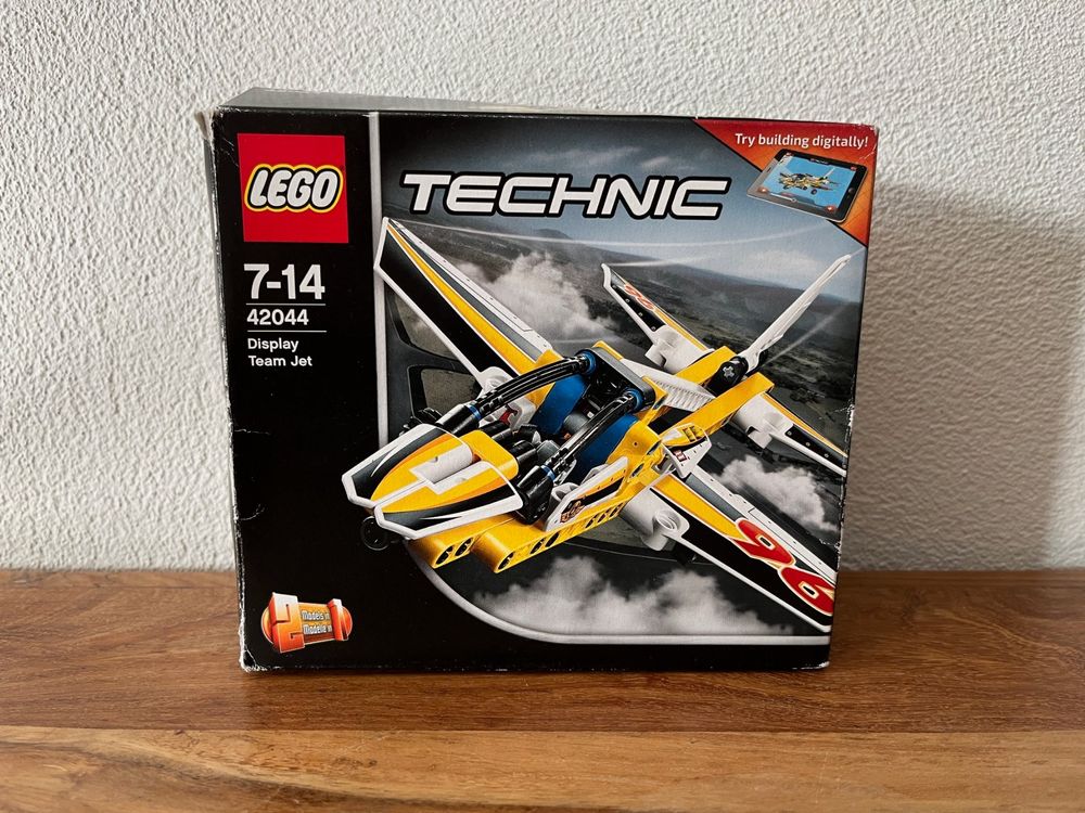 LEGO Technic 42044 Display Team Jet (Gebraucht) in Einsiedeln für CHF 8 ...