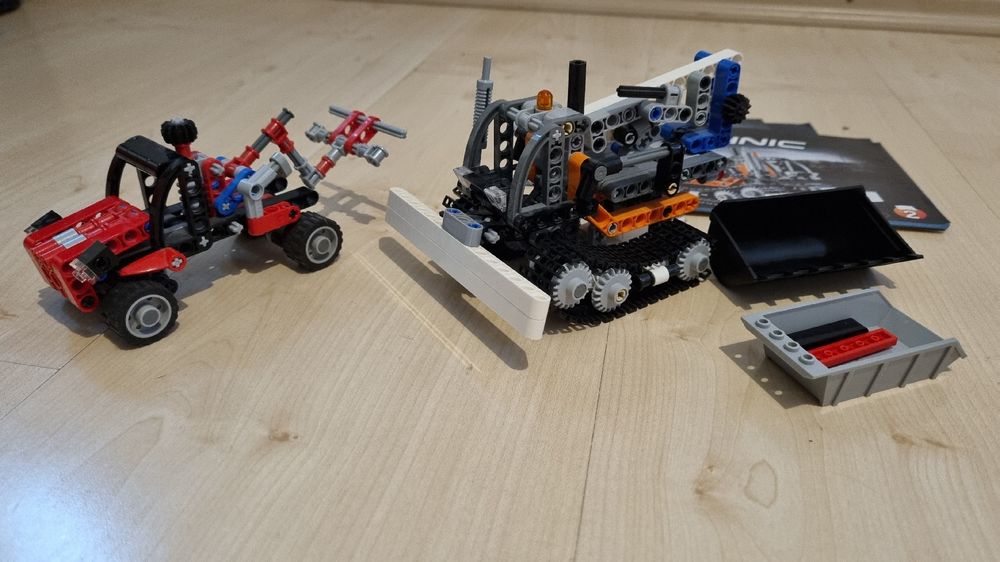 Lego Technic 43032 Pistenfahrzeug und 8065 Abschlepfahrzeug (Gebraucht ...