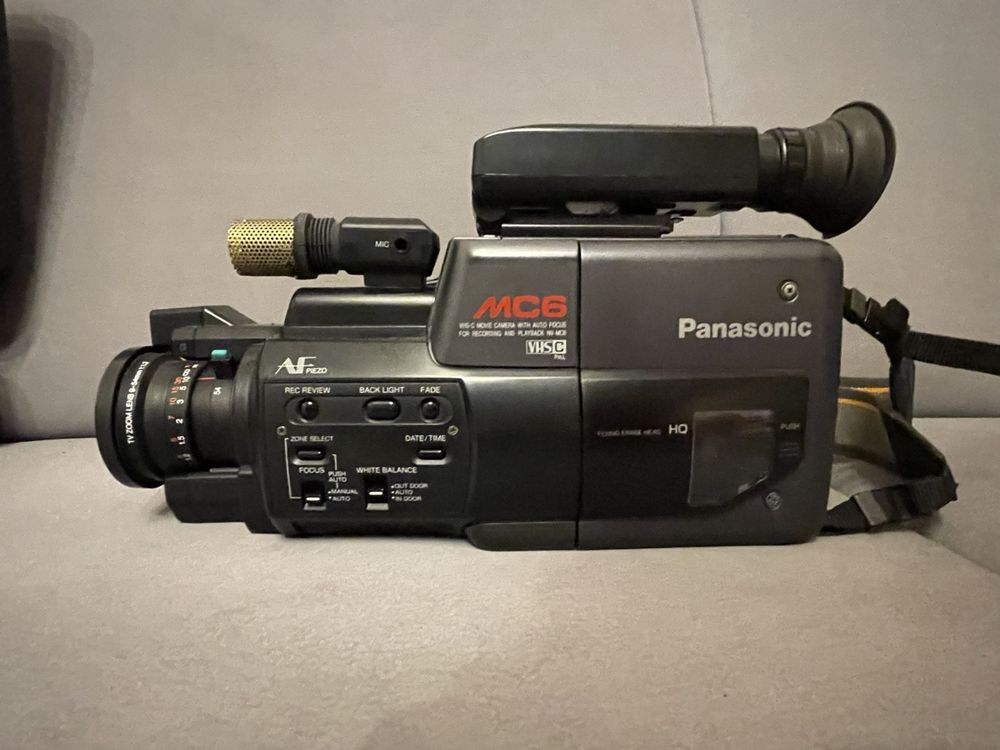 Panasonic VHS-C Videokamera mit diversen Objektiven (Gebraucht) in ...