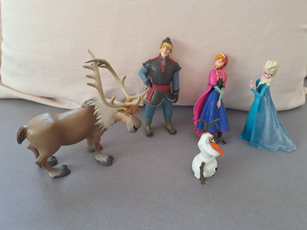 Eiskönigin / Elsa und Anna Spielfiguren Set mit 5 Figuren (Gebraucht ...