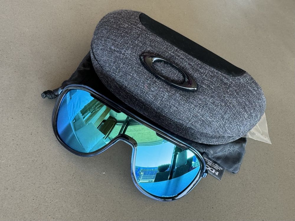 Oakley Outpace Sonnenbrille | Kaufen auf Ricardo