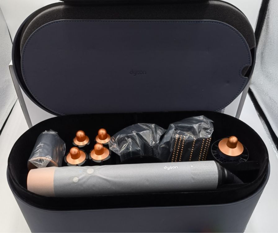 Dyson Airwrap *neu* Gift Edition | Kaufen auf Ricardo