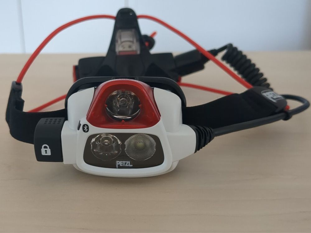 Petzl nao + lampe frontale (Neuf (Voir description)) à Bourguillon pour ...
