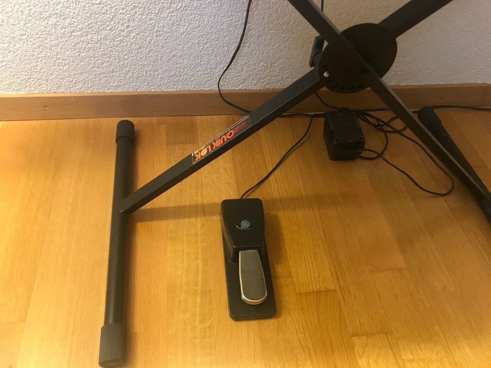 Keyboard ORLA KX10 inkl. Extras (Gebraucht) in Stallikon für CHF 100 ...