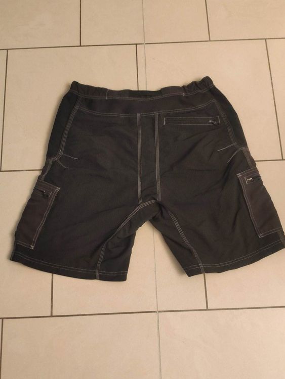 Radhose / Velohose / Bikeshorts Red Cycling Products (Gebraucht) in Lupfig für CHF 1 – mit ...