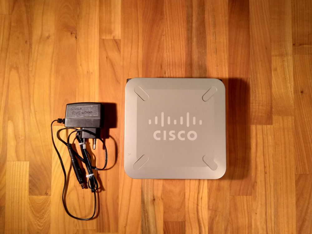 Cisco RVS4000 4-Port Gigabit Security Router (Gebraucht) in Bern für ...