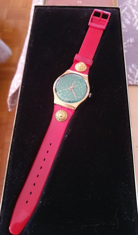 Swatch pompadour neuve (Neu und originalverpackt) in la Chaux-de-Fonds ...