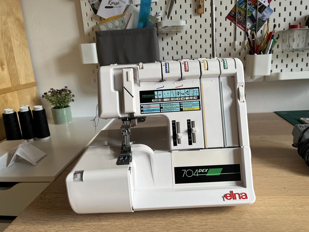 Elna PRO 704 dex Overlock (Gebraucht) in Nunningen für CHF 50 – nur ...