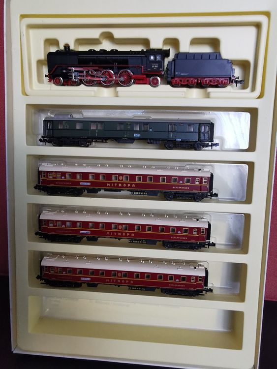 Spur n: Set Minitrix 11088, neuwertig in OVP (Neu (gemäss Beschreibung)) in Basel für CHF 125 ...