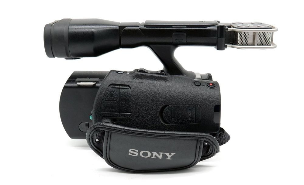 Sony NEX-VG30E FULL HD Camcorder, 16.1 MP, HD CMOS Dolby 5.1 (Gebraucht ...